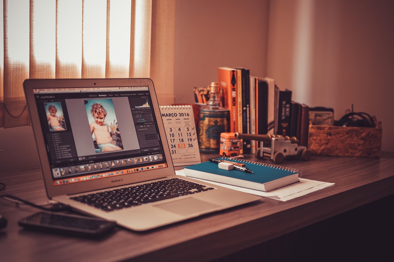 Creating Your Ideal Home Work Environment | Blog | Left Field